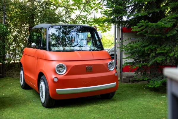Megérkezett a Fiat Topolino, a legkisebb 4 kerekű Dolce Vita nagykövet ...