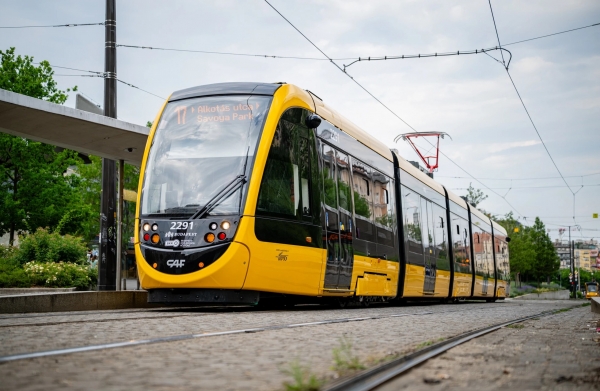 Új CAF-villamossal bővült Budapest alacsonypadlós járműparkja | Autoszektor